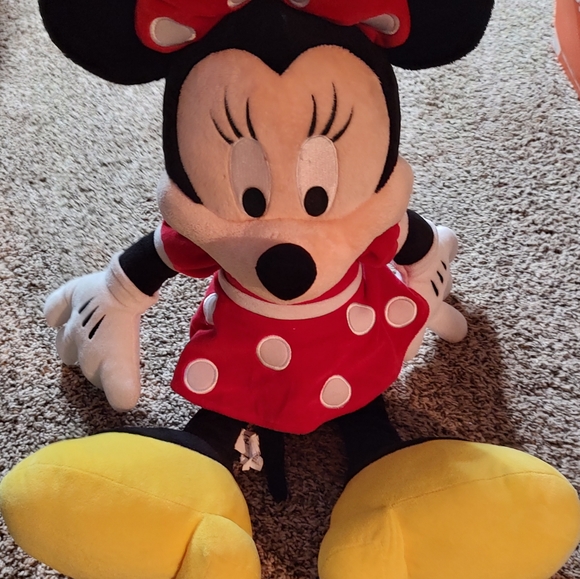 Disney | Toys | Minnie Mouse Stuffed Toy | Poshmark